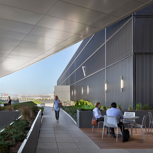 JetBlue Rooftop Lounge